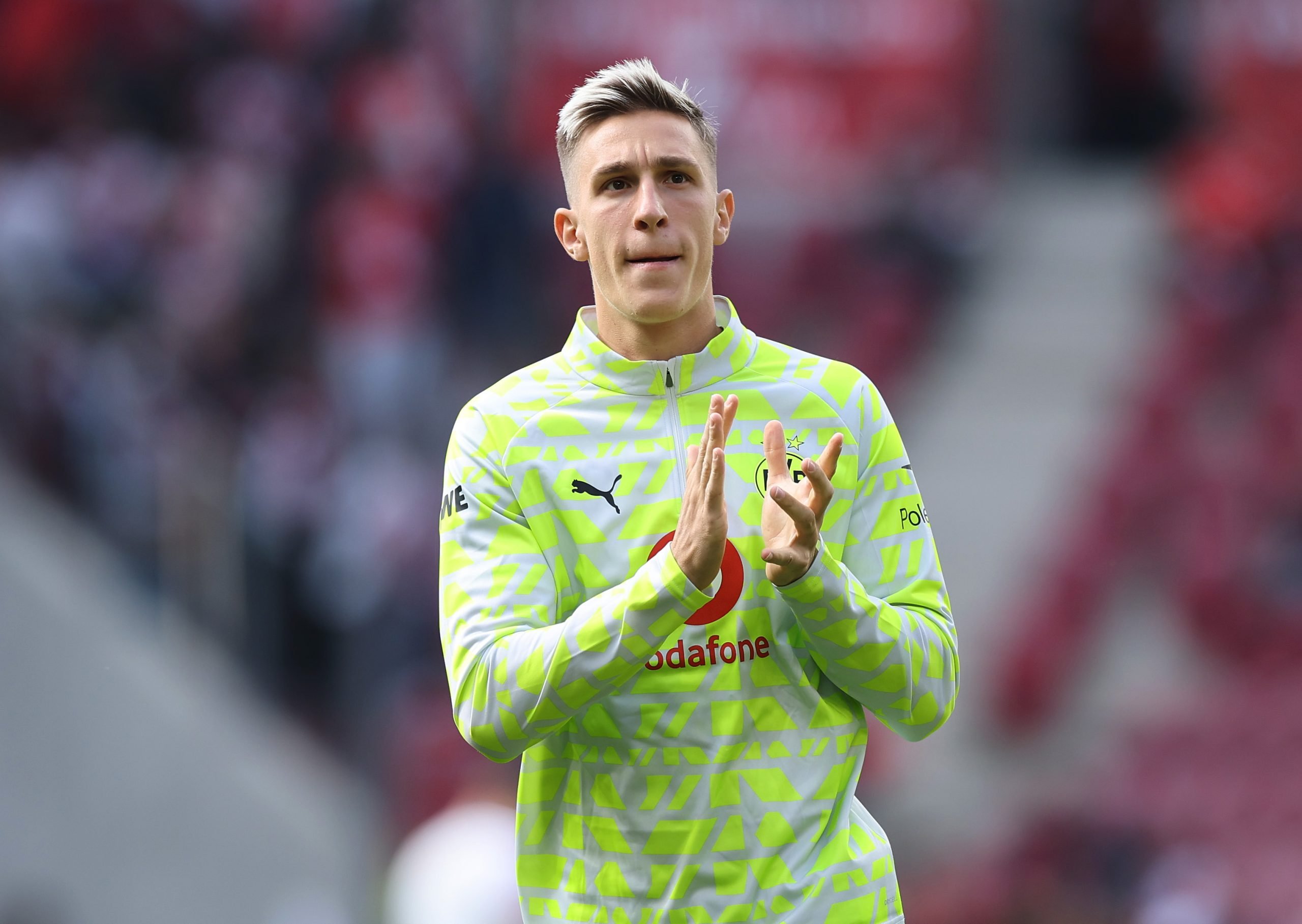 Borussia Dortmund present first contract offer for Nico Schlotterbeck ...