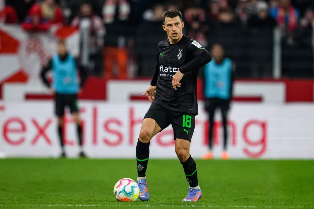 Jonjoe Kenny and Stefan Lainer targets to fill right-back at Augsburg ...