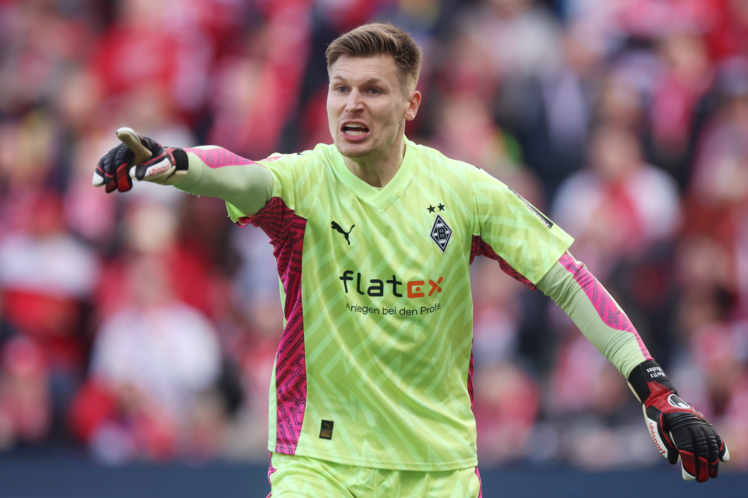 Moritz Nicolas one of the alternatives to Alexander Nübel for VfB ...