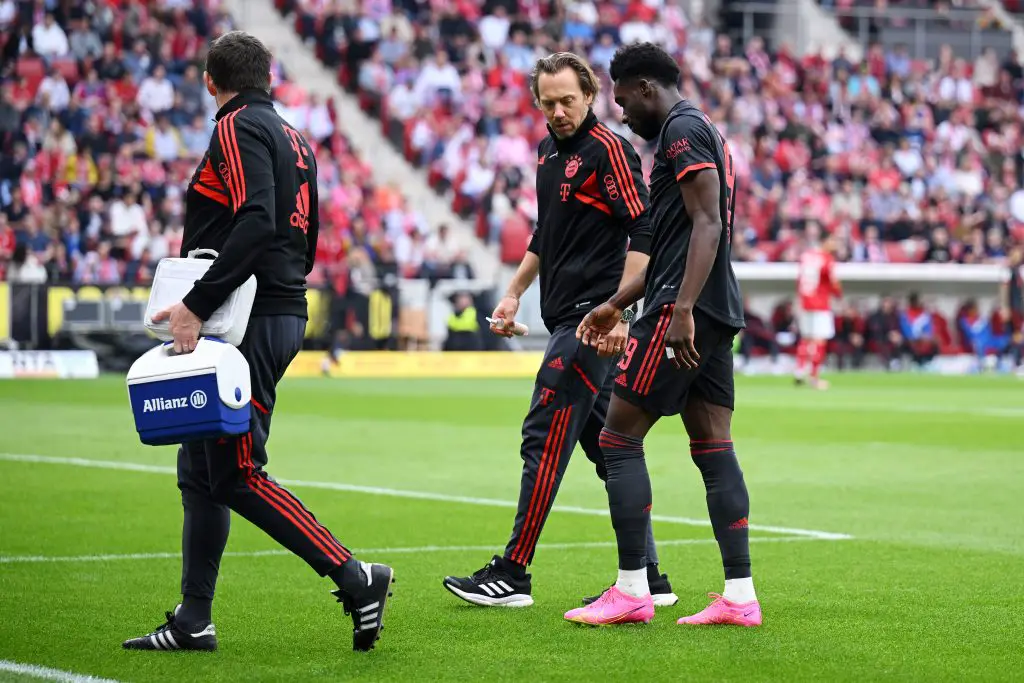 Alphonso Davies out with a hamstring strain - Get German Football News