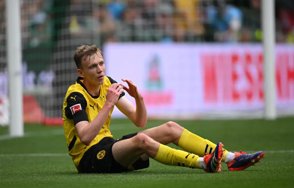 Nuri Şahin defends Maximilian Beier after Borussia Dortmund debut - Get ...