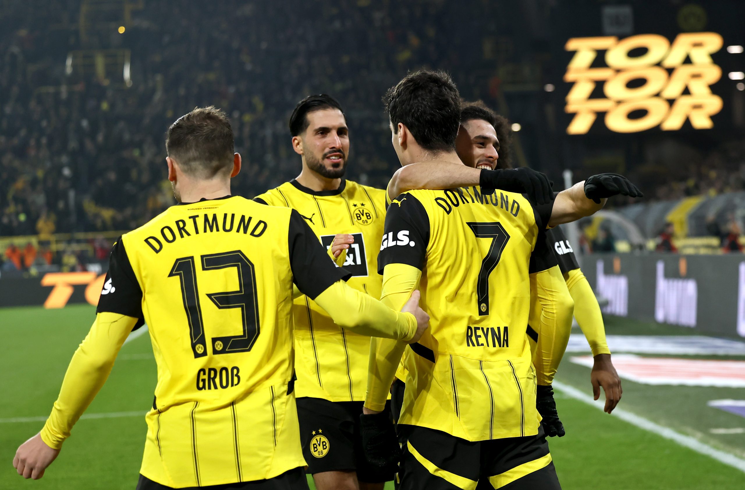 Borussia Dortmund to overhaul squad with major shake-up? - Get German ...