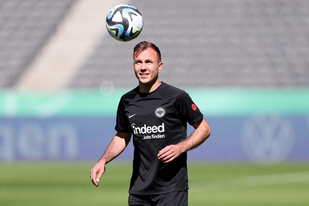 Mario Götze extends his contract at Eintracht Frankfurt early - Get ...