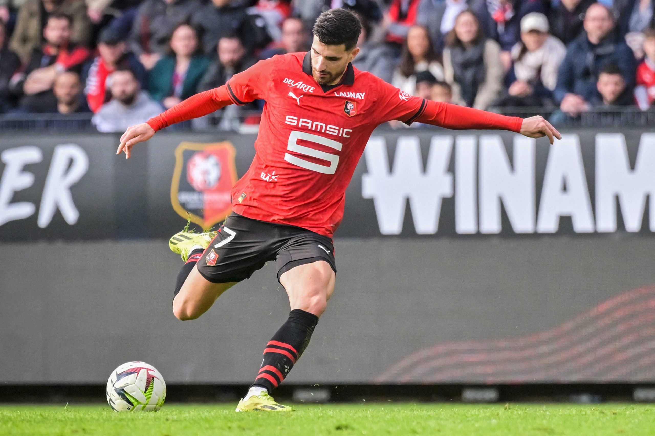 Martin Terrier nears Bayer Leverkusen move - Get German Football News