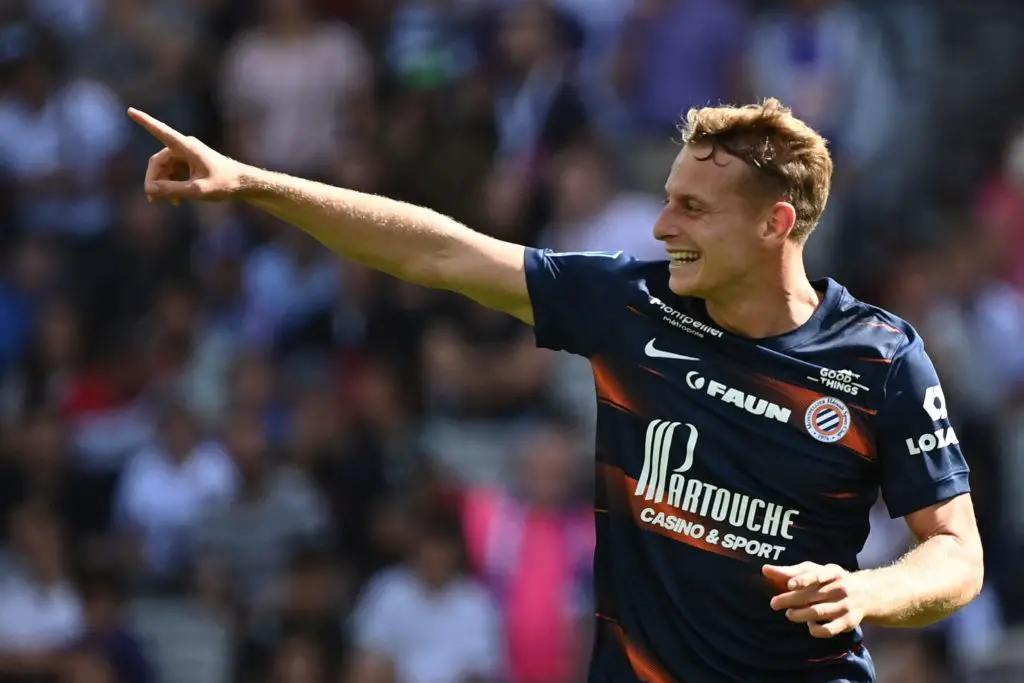Official | VfL Wolfsburg sign Nicolas Cozza from Montpellier HSC - Get ...