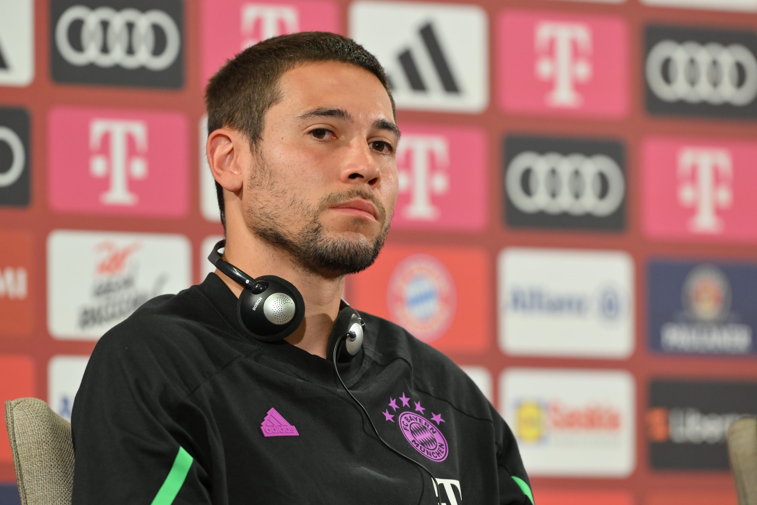 Raphaël Guerreiro sidelined for Bayern Munich - Get German Football News