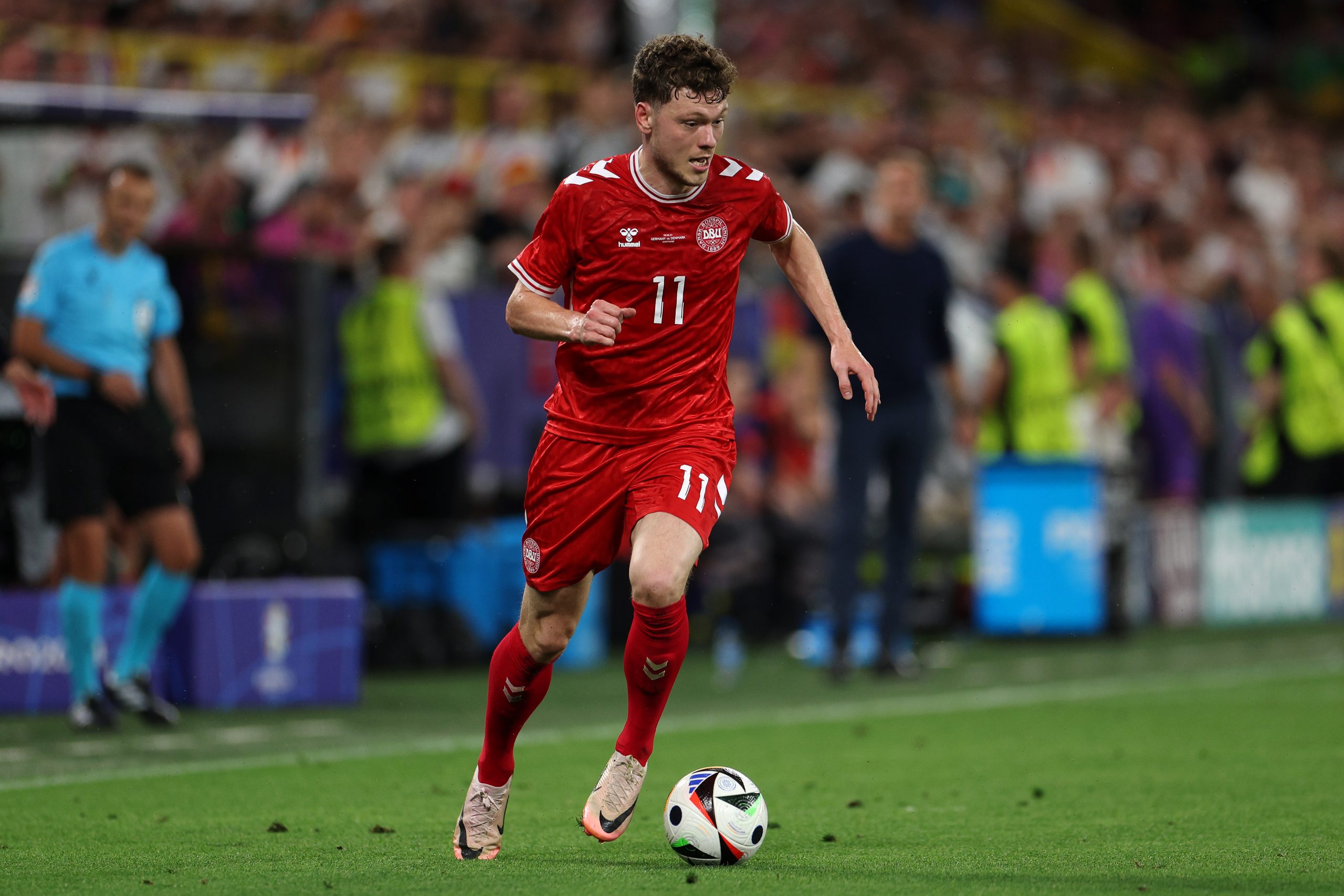 Wolfsburg and Andres Skov Olsen reach verbal agreement over a transfer - Get German Football News