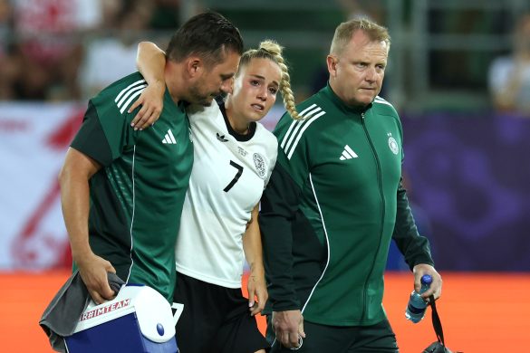 Germany women's squad captain Giulia Gwinn's injury thrusts new player ...