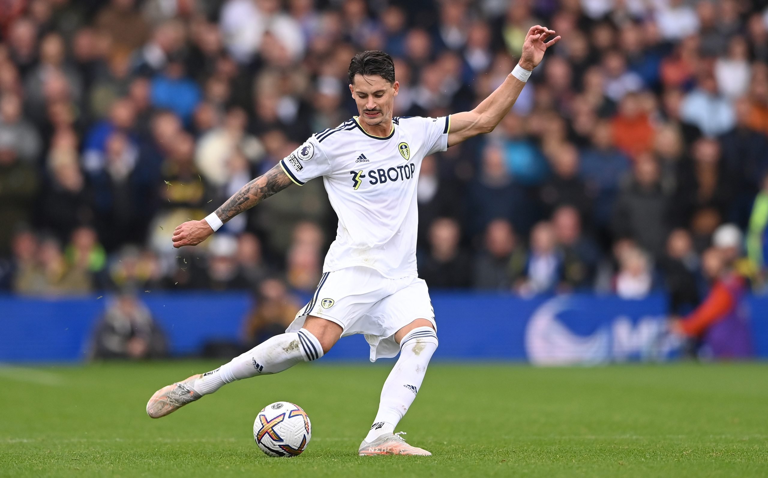 Robin Koch discusses leadership, Leeds United and playing under Marcelo ...