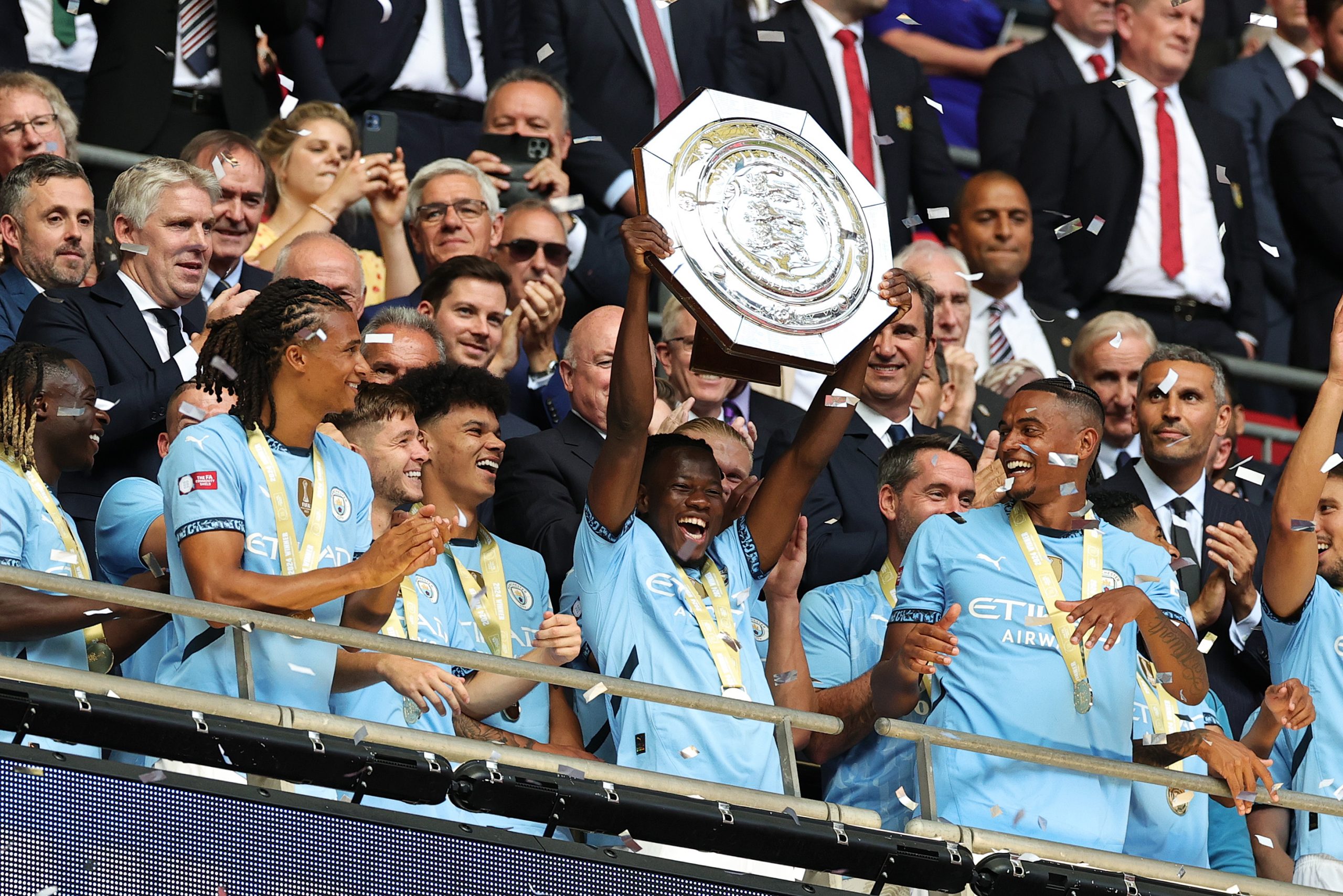 Augsburg and Werder Bremen target Manchester City’s Issa Kaboré - Get ...