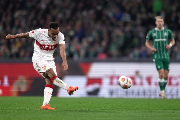 Bournemouth target Jamie Leweling (24) has no desire to leave Stuttgart ...